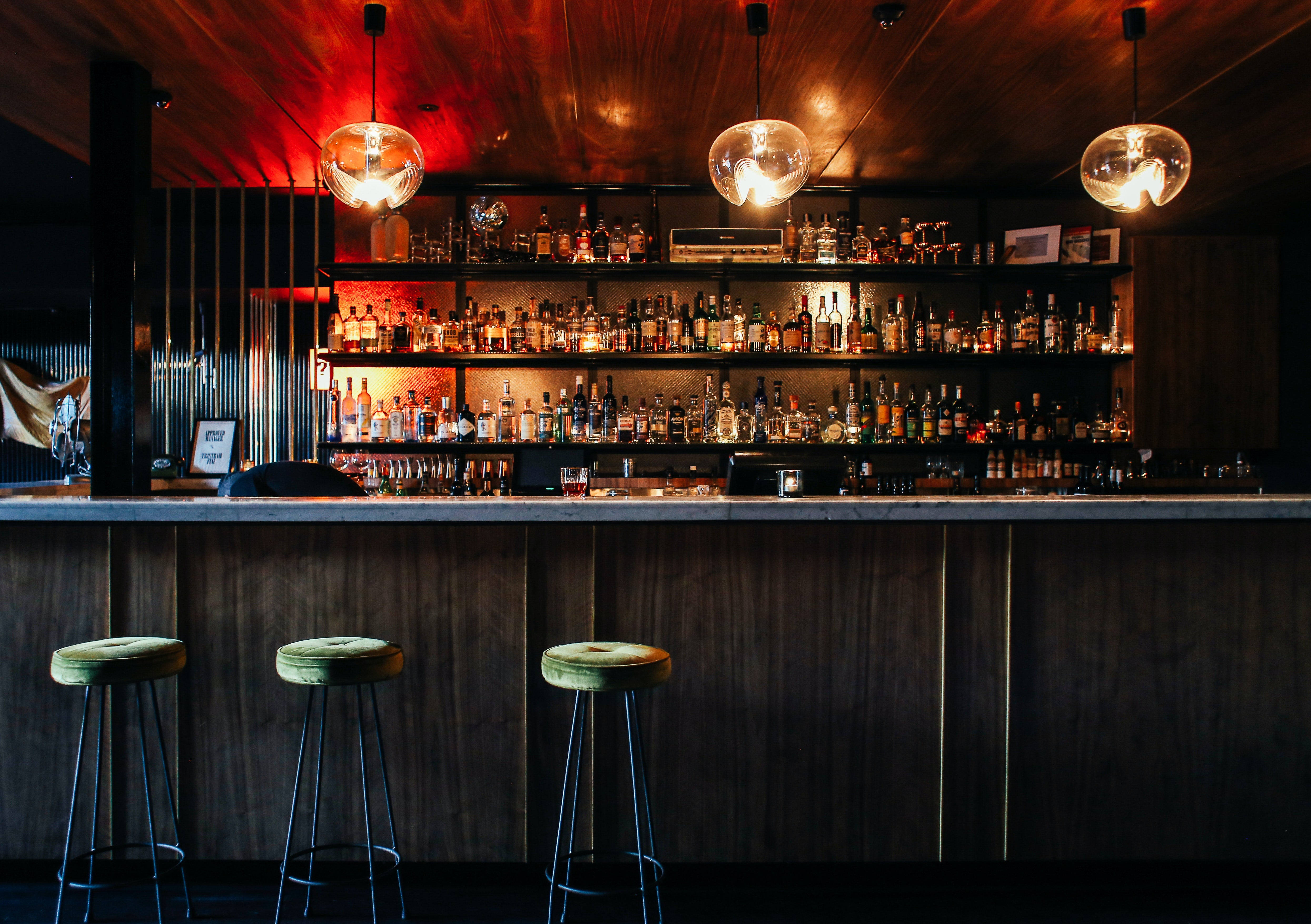 Back Bars – Quality Home Bars